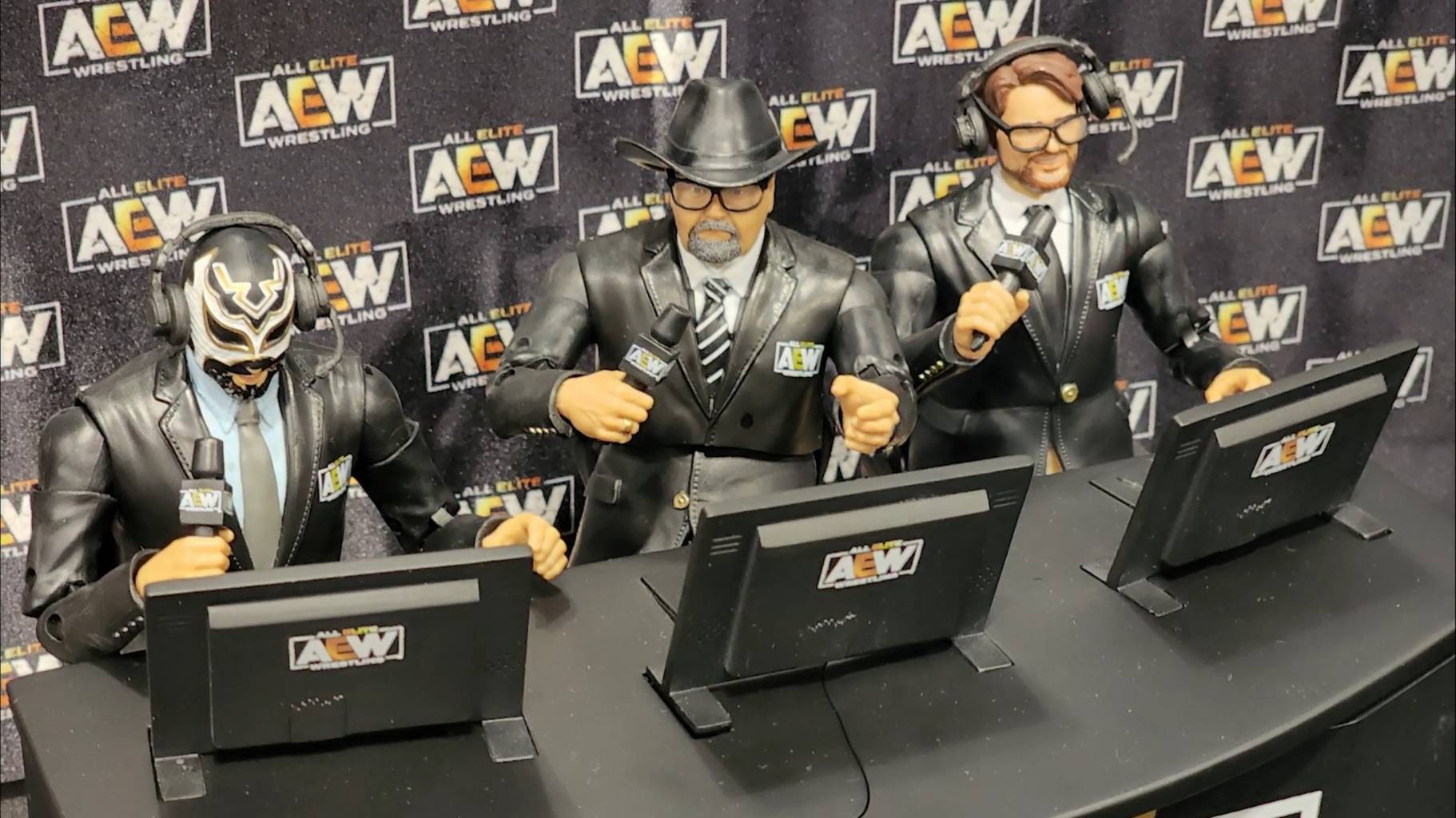 Wwe Belt Deluxe Female Announcer & Accessory Kit For WWE & AEW ...